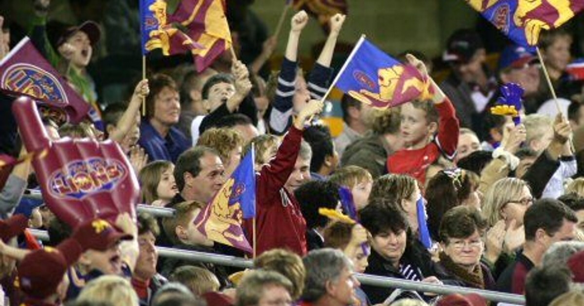 Old gate times back at the gabba