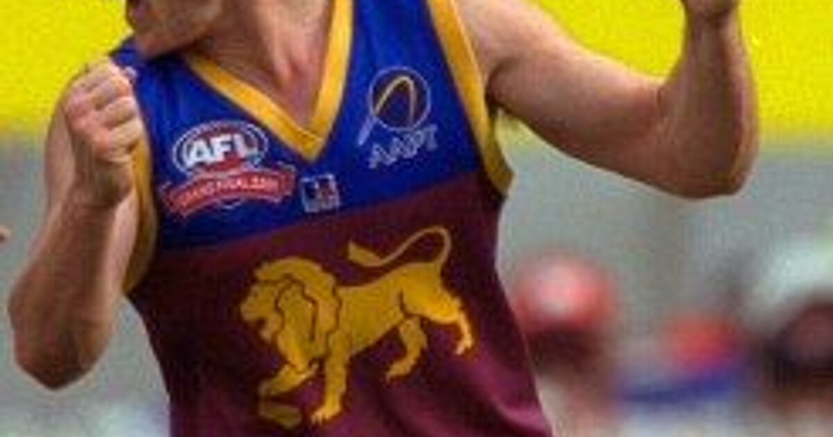 Lions congratulate Luke Power