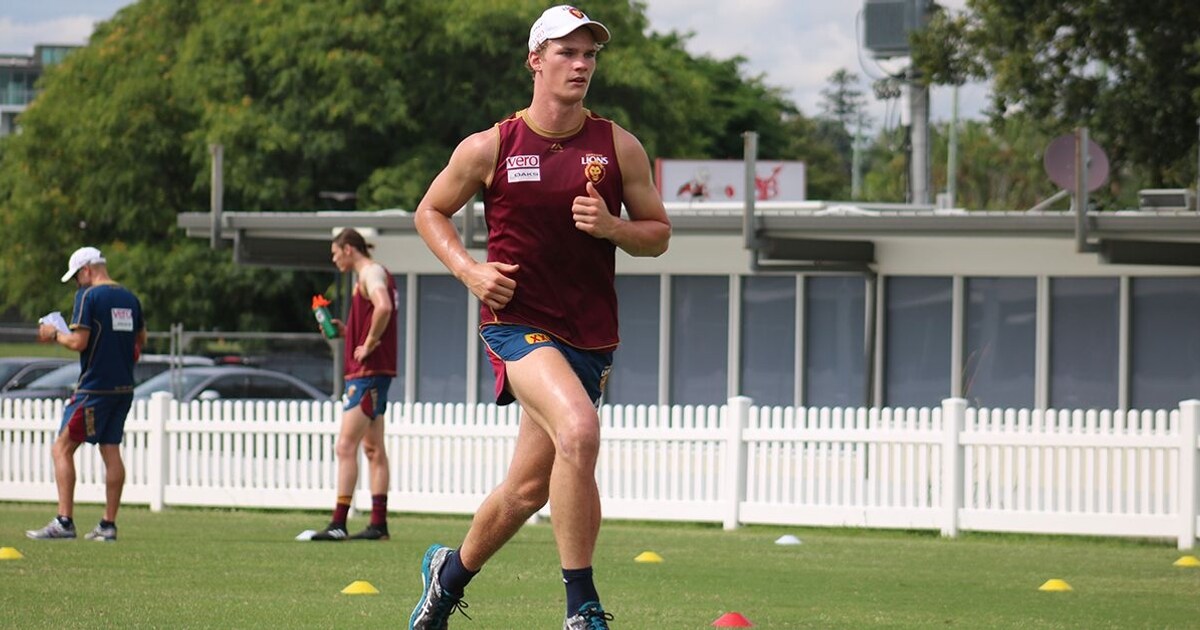 Sam Skinner running again