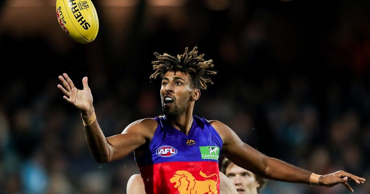 Player Reviews: Eagles, Hinge, Barrett, Smith and Frost