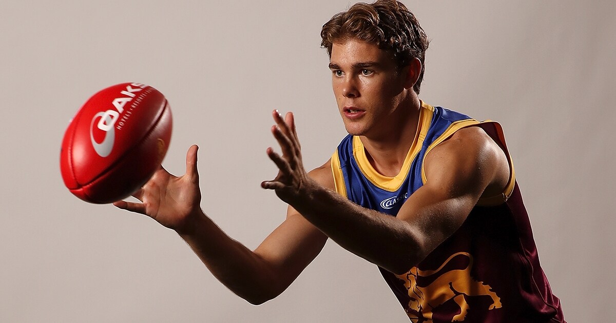 Robertson to play first senior game