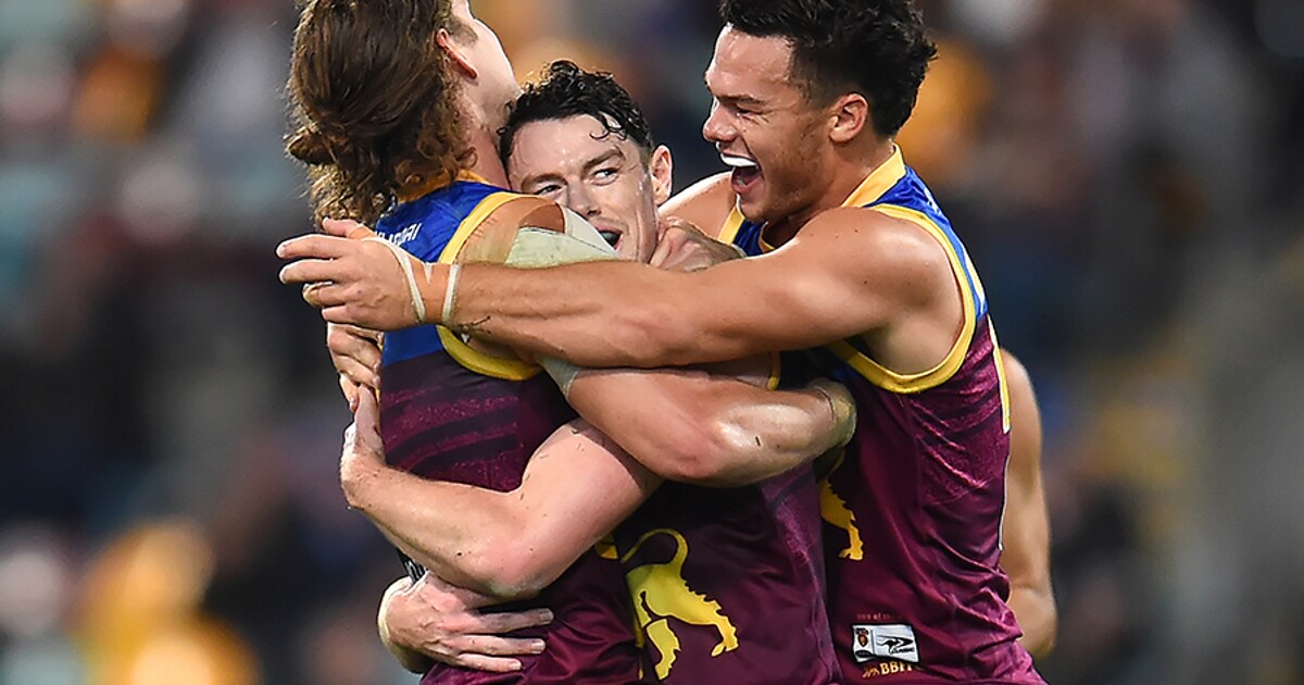 Neale Down to Lachie's Impressive 100 Games
